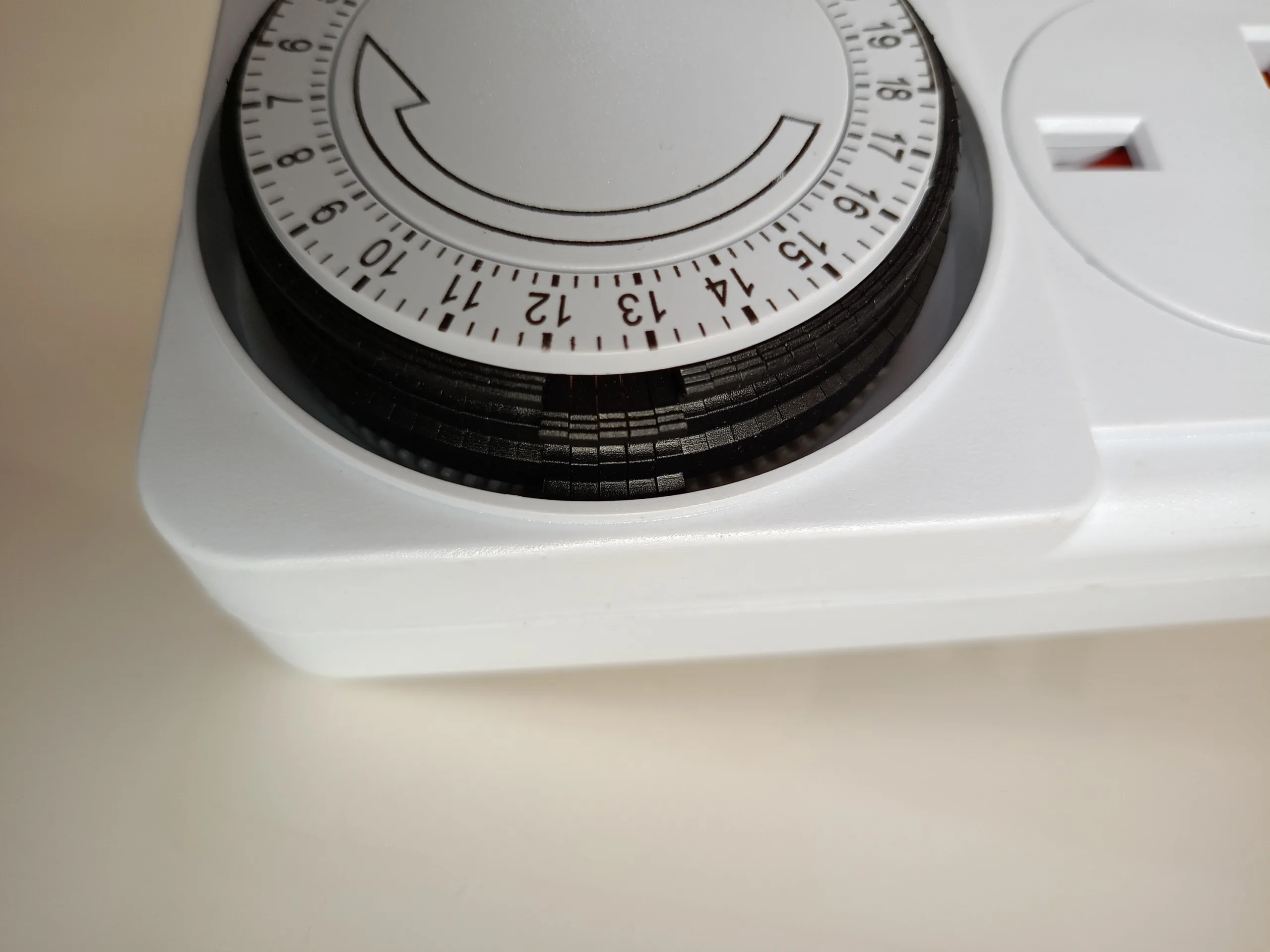 Mechanical Programmable Timer TS-815